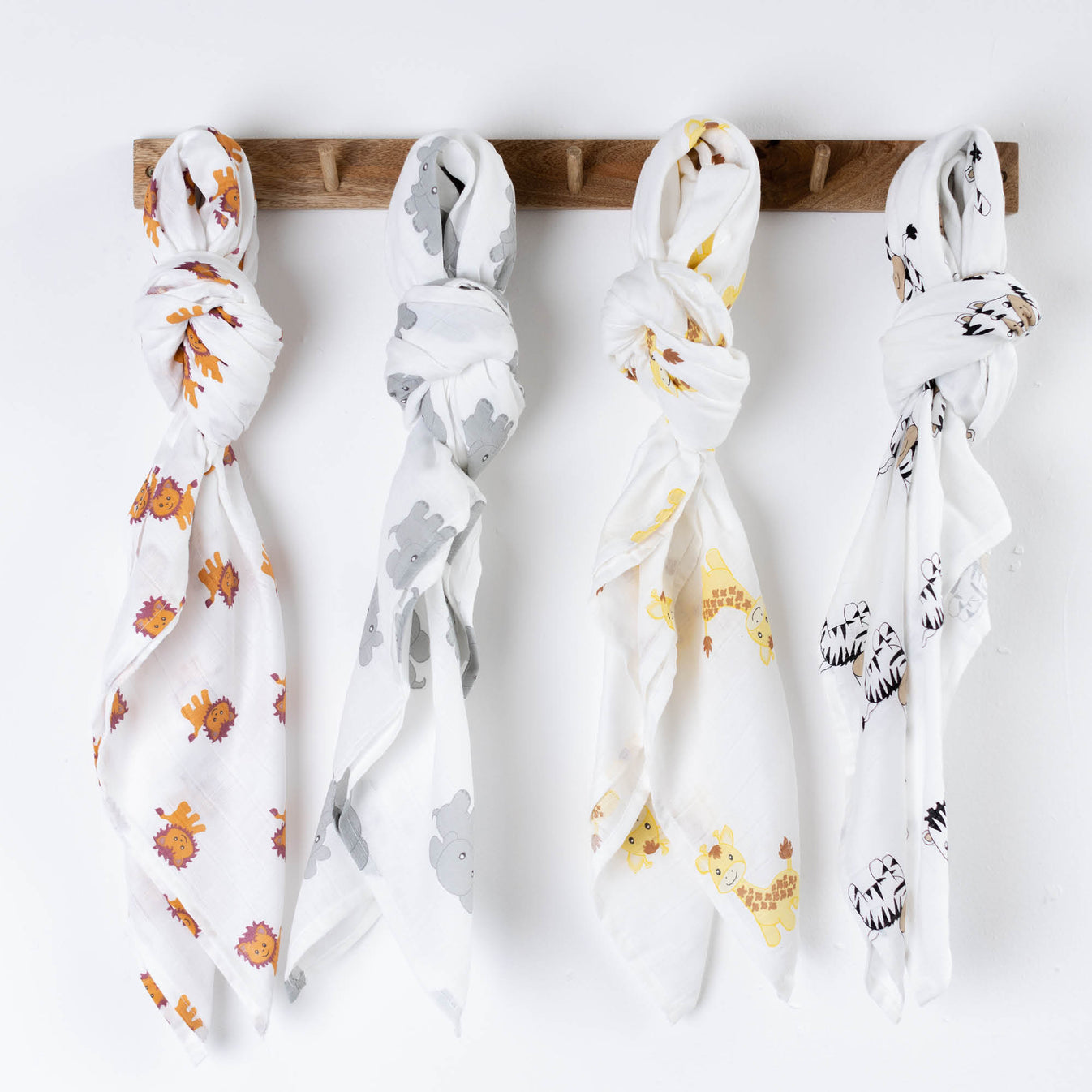 CuddleBug Muslin Baby Swaddle Safari Friends – Cuddlebug.co