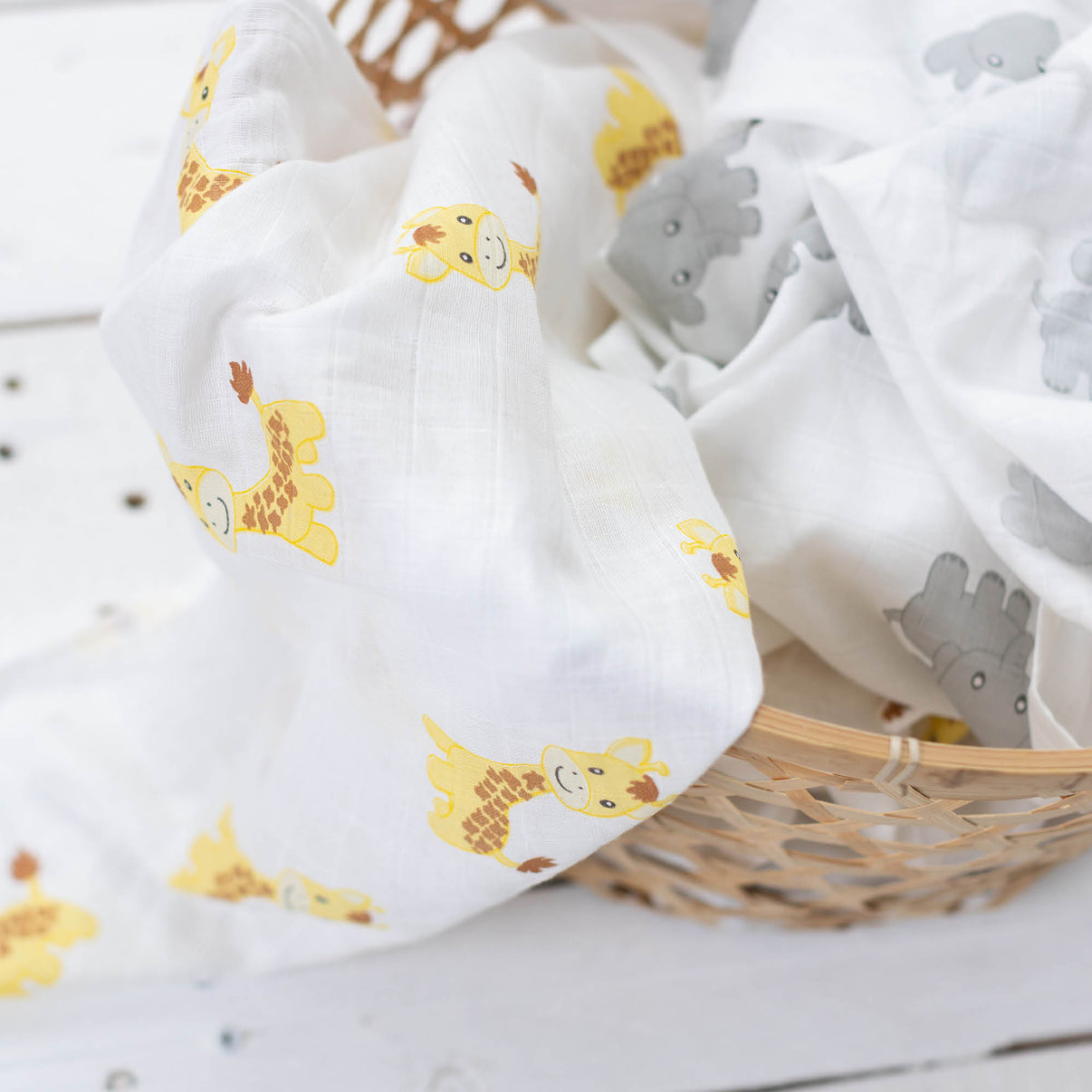 CuddleBug Muslin Baby Swaddle Safari Friends – Cuddlebug.co